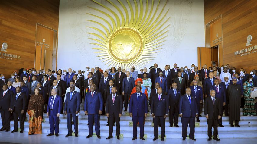 G20峰會宣言無譴責俄羅斯惹烏方不滿 未承諾淘汰化石燃料 - 新浪香港