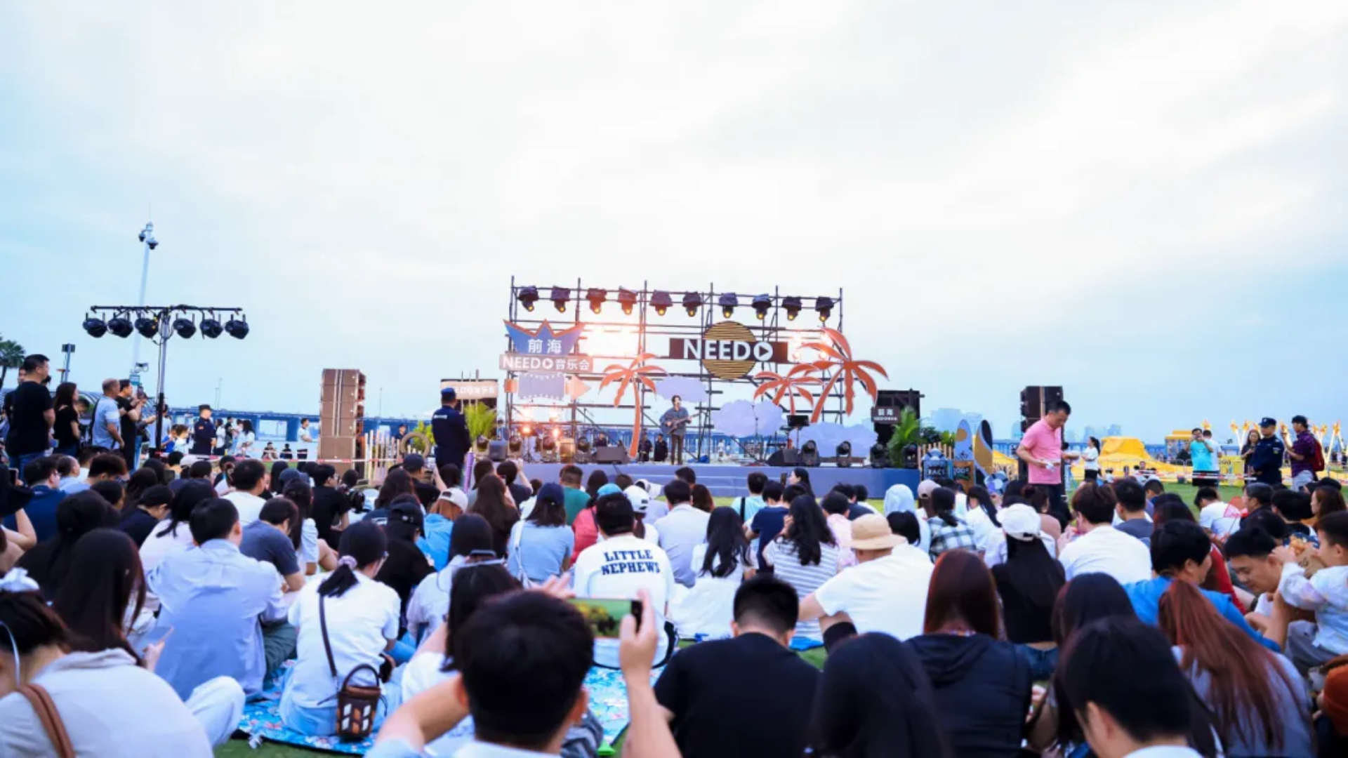 「NEEDO音樂會」前海開唱 香港演藝學院學生同台演唱