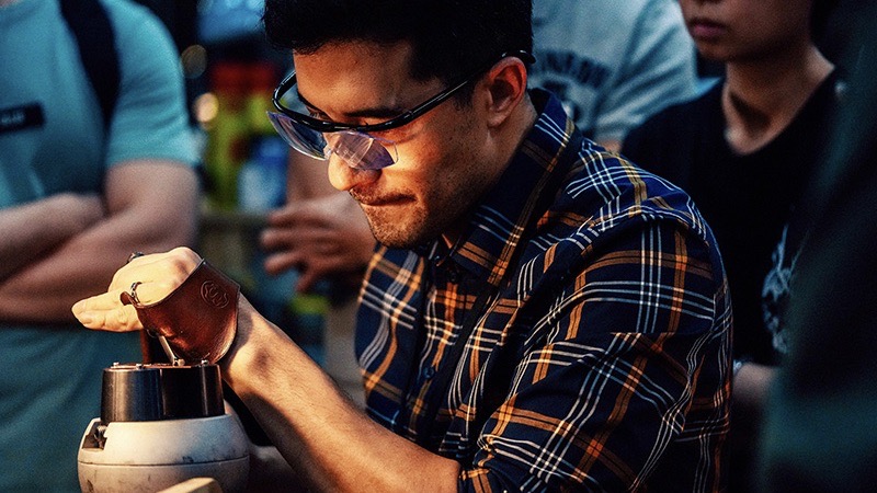 Another side of a TVB actor: Carlos Koo engraves time and self in ...